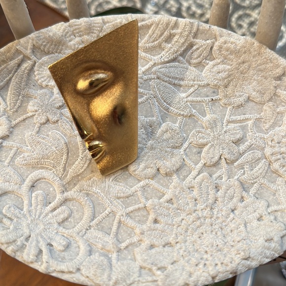 Jewelry | Estate Jewelry Vintage Gold Isometric Half Human Face Brooch ...